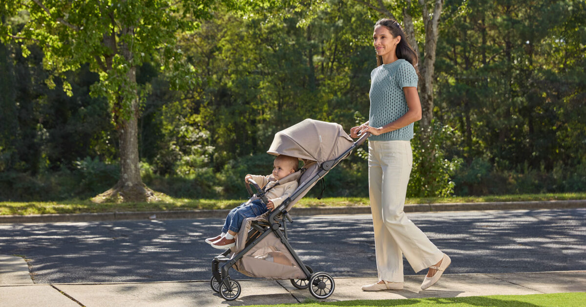 Britax | Juniper™+ Compact Stroller With Cup Holder and Carry Strap